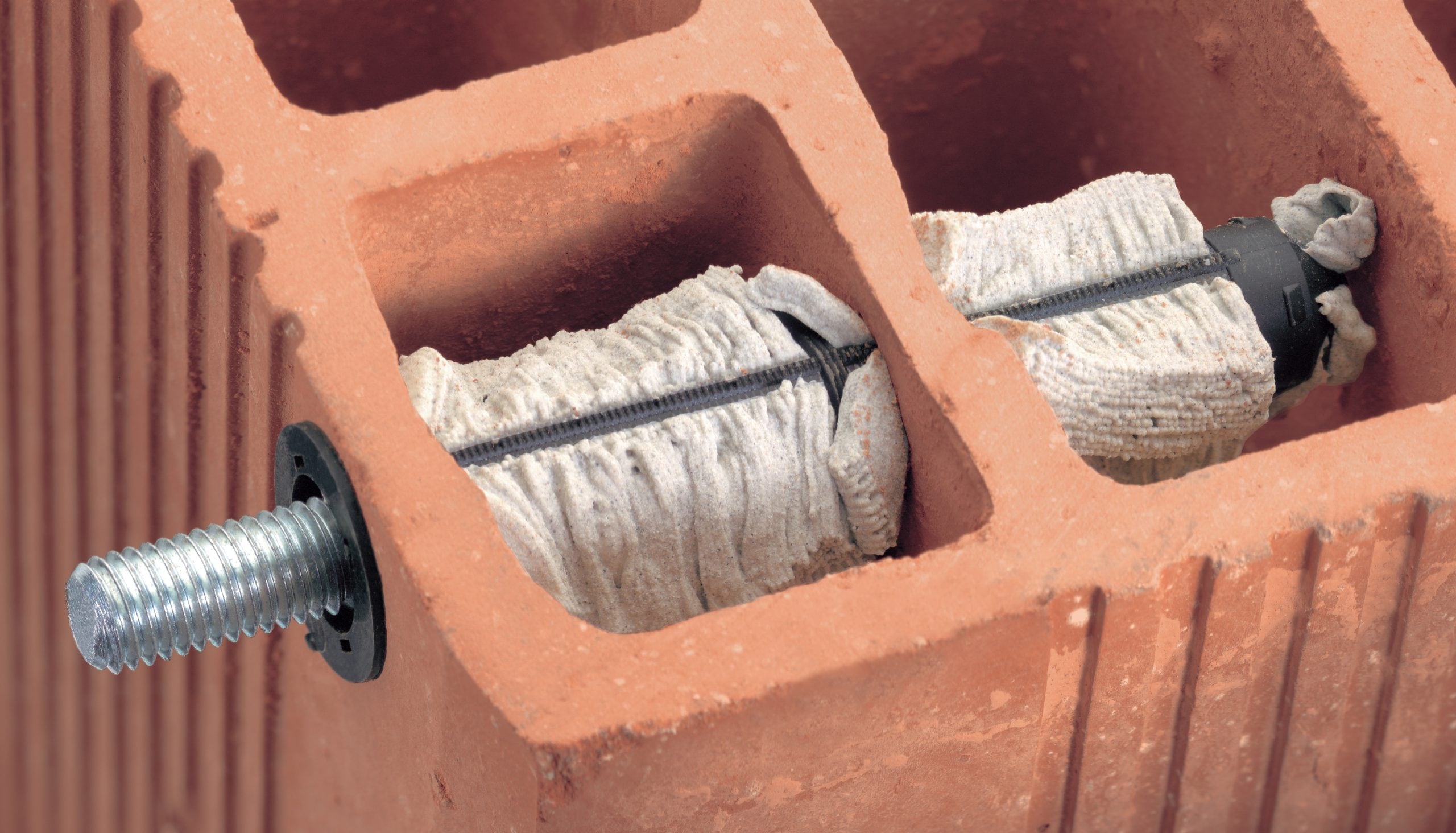 Dübel für Mauerwerk von Hilti - Hilti Deutschland
