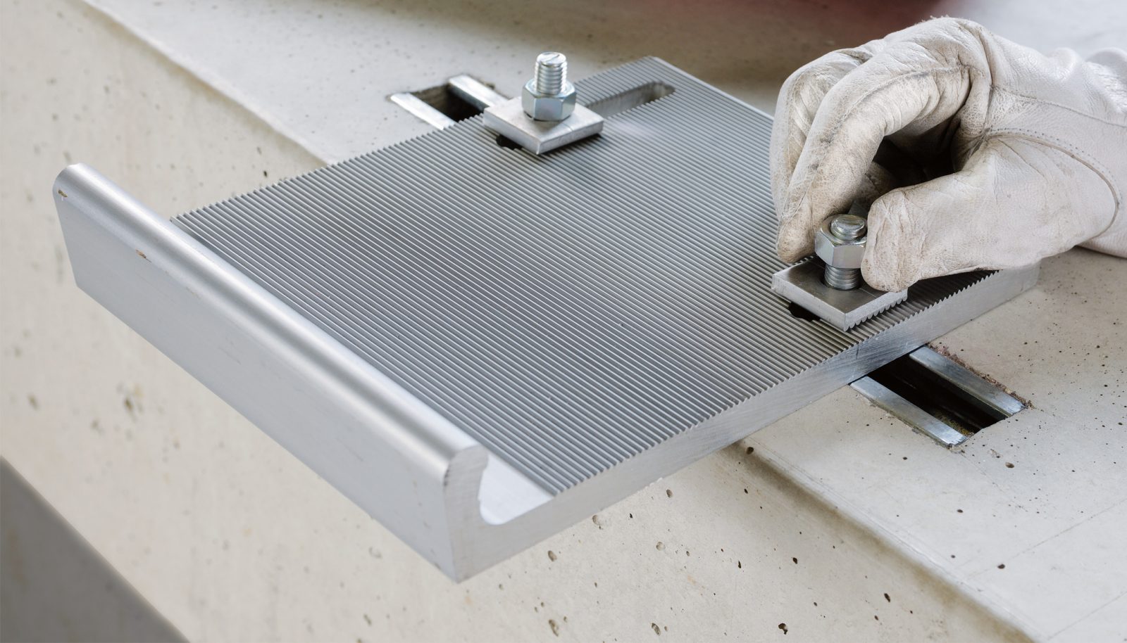 Cast-In Ankerschienen - Hilti Deutschland