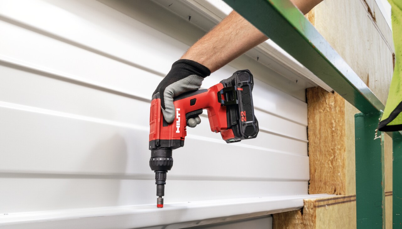 Befestigung von Dach- und Wandsystemen - Hilti Deutschland